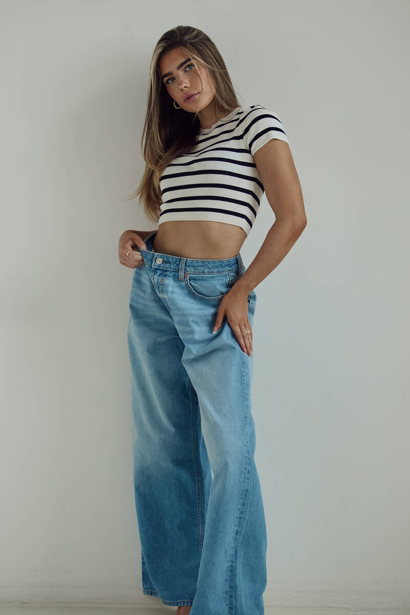 Pulse Agency | Mia M